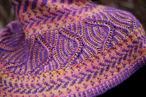 Ravelry: Forward pattern by Julie Knits in Paris