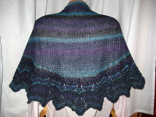 Ravelry: Arrowhead Ruffles Shawl pattern by Kristina Karlsson