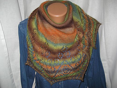 Ravelry: Autumn Leaves Shawl pattern by Kristina Karlsson