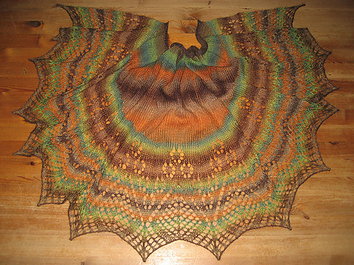 Ravelry: Autumn Leaves Shawl pattern by Kristina Karlsson
