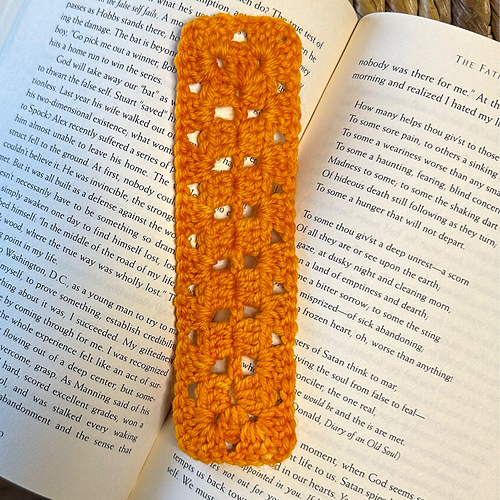 Ravelry: Granny Rectangle Bookmark pattern by Juniper & Oakes