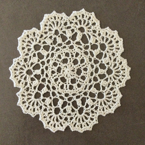 Ravelry: Julia pattern by Karin Åshammar/Virklust