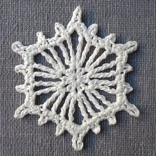 Ravelry: Ibis Snowflake pattern by Jessica Wifall