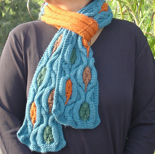 Ravelry: Leaf Cradling Cables Scarf pattern by Uma Padu