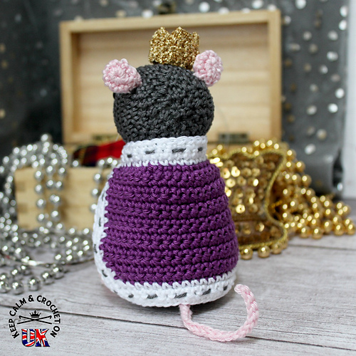 Ravelry: Reginald the Royal Rat pattern by Heather C Gibbs (KCACO.UK)