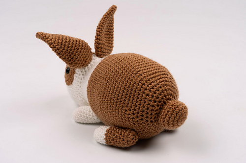 Ravelry: Dutch Bunnies pattern by Heather C Gibbs (KCACO.UK)