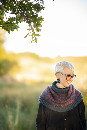 Ravelry: Knowe pattern by Kate Davies Designs