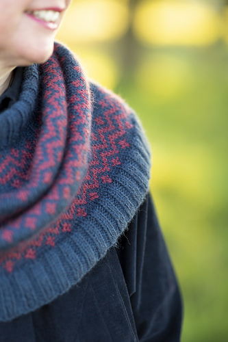 Ravelry: Knowe pattern by Kate Davies Designs
