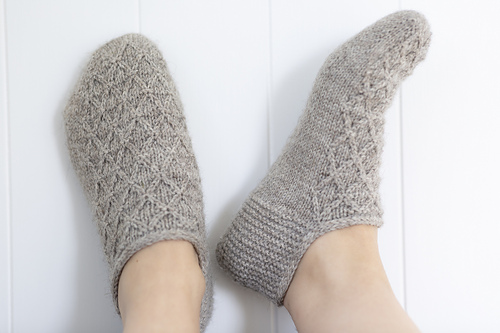 Ravelry: Esk pattern by Kate Davies Designs