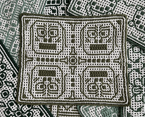 Ravelry: Bali Reflections Placemats pattern by Karin Eckersberg
