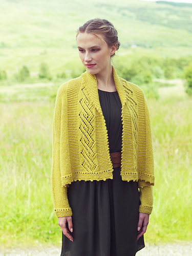 Ravelry: Beatriz pattern by Louisa Harding