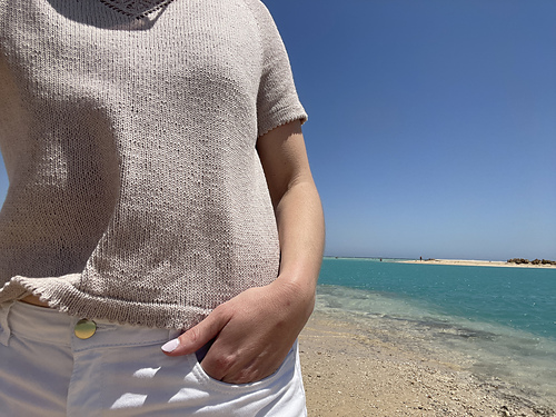 Ravelry: Cosmos tee pattern by KNITlig