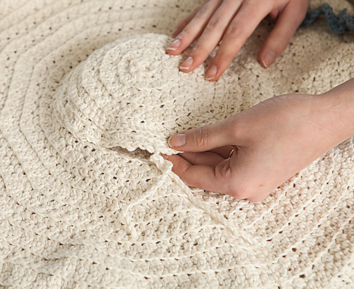 Ravelry: Crocheted Bread Warmer pattern by Kim Cameron