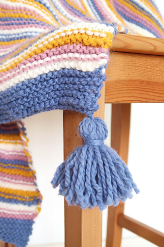 Ravelry: Sunset Chunky Blanket pattern by Knitting with Chopsticks