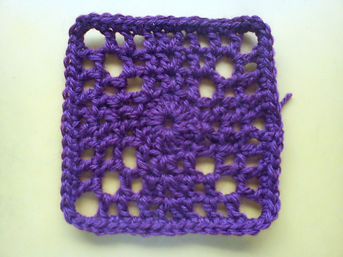 Ravelry: Simply EZ PZ 6 inch square pattern by Anastacia Zittel