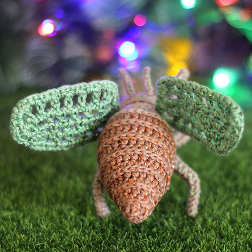 Ravelry: Dougal la cigale pattern by Kakotille Maillalenvers