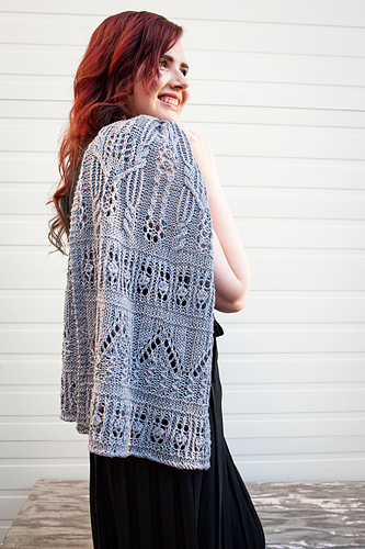 Ravelry: Champagne and Silk Wrap pattern by Padma R