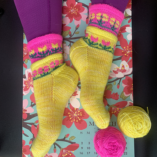 Ravelry: Frühlingssocken pattern by Karin Bachmann