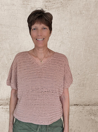 Ravelry: Half Double Crochet Crop Top pattern by Karmen Režek