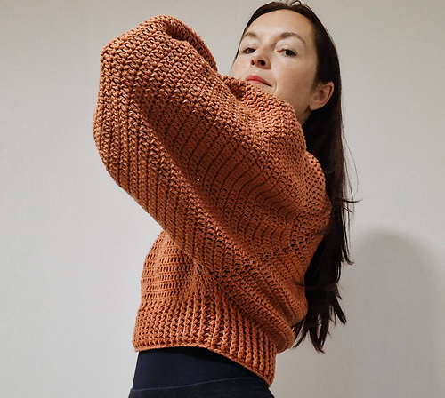 Ravelry: Double Crochet Crop Raglan Sweater pattern by Karmen Režek