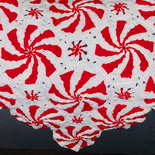 Ravelry: Peppermint Throw and Pillow pattern by Bendy Carter