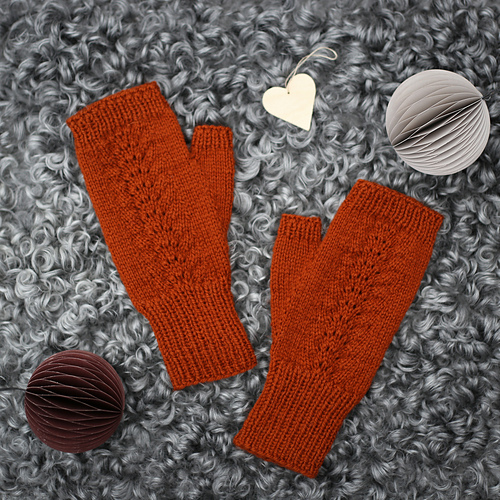 Ravelry: Regn pattern by Halldora J