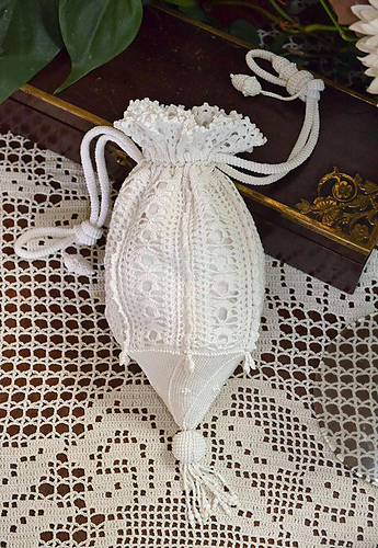 Ravelry: Rendezvous Victorian purse pattern by Kathryn White