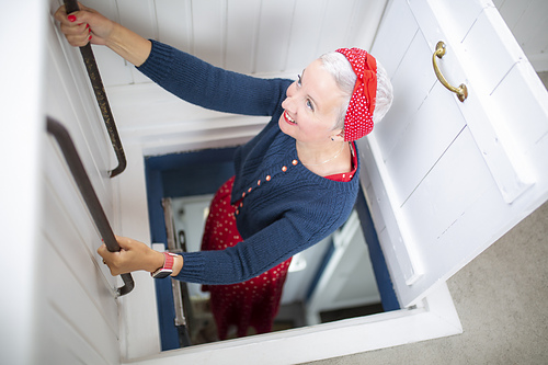 Ravelry: Iola pattern by Kate Davies Designs