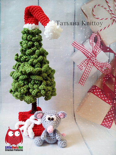 Ravelry: 242 Christmas tree pattern by LittleOwlsHut