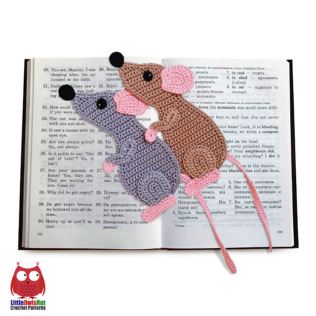 Ravelry: 244 Rat or Mouse Bookmark pattern by LittleOwlsHut