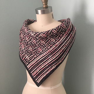 Ravelry: Hedron pattern by Kate Scalzo