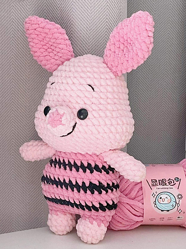 Ravelry: Piglet pattern by Kathy Leung