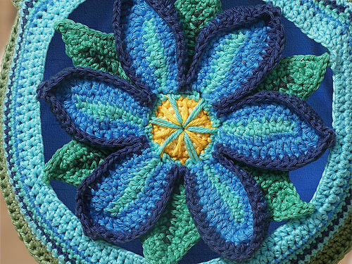 Ravelry: Round Flower Bag Crochet pattern by Katie McCrochet