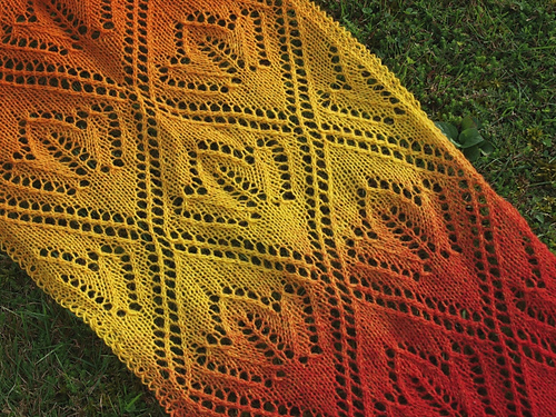 Ravelry: Maple Leaves Scarf pattern by Katrin Kolnes