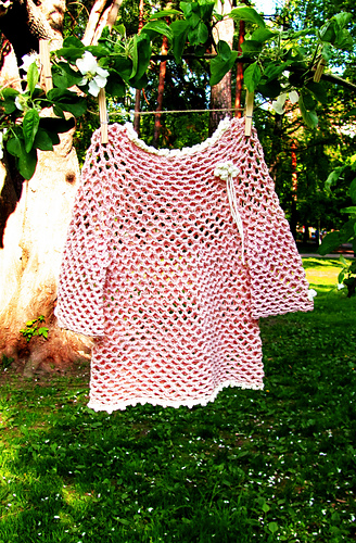 Ravelry: Mesh Summer Pullover pattern by Katya Novikova