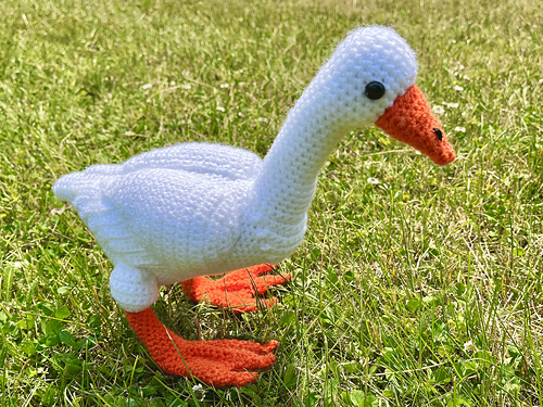 Ravelry: White Goose and Canada Goose pattern by Katya McGuane