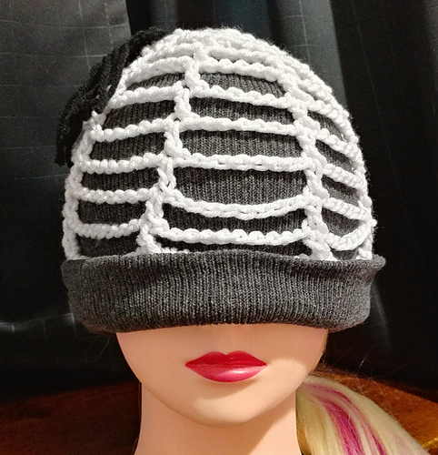 Ravelry: Spider Web Beanie Applique' pattern by Kay Cameron
