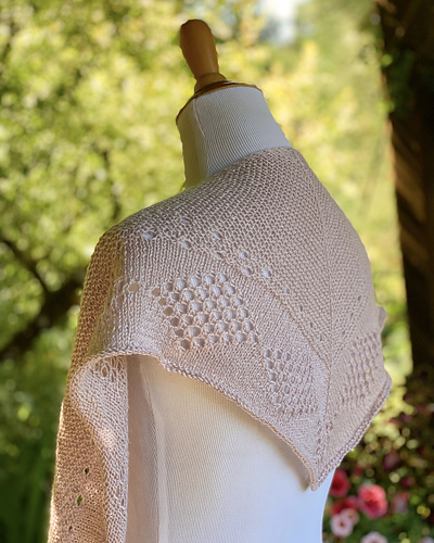 Ravelry: Trillium Lake Scarf pattern by Kay Hopkins