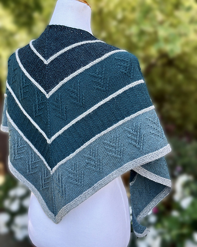 Ravelry: Antler Shawl pattern by Kay Hopkins