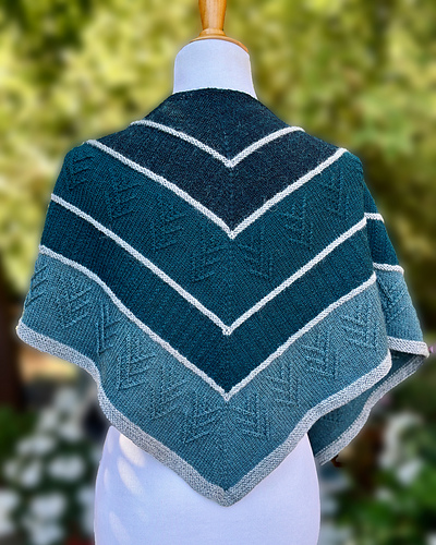 Ravelry: Antler Shawl pattern by Kay Hopkins