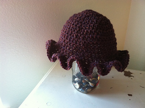 Ravelry: Easy Ruffle Hat pattern by Kayla Anderson