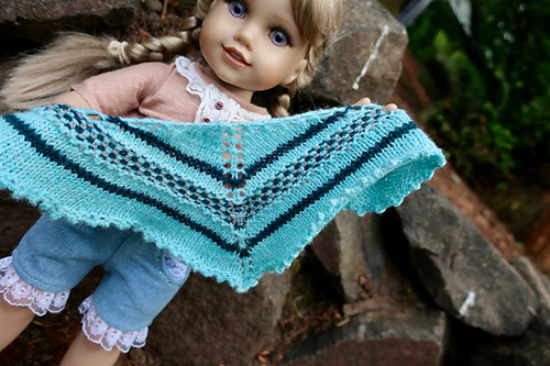 Ravelry: Linen Stitch Doll Shawl pattern by Katrina Berkompas