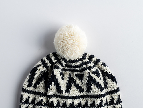 Ravelry: Snowdrop Hat pattern by Kate Gagnon Osborn