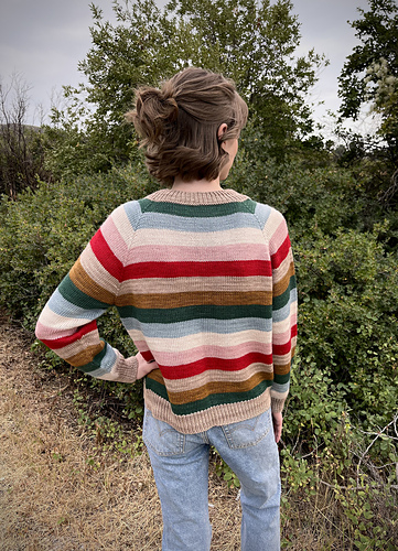 Ravelry: Frankie V pattern by Kelly Fowler