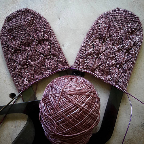 Ravelry: Interleaved pattern by Susanna Winter