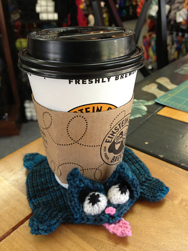 Ravelry: Splat Cat Coaster pattern by cheezombie