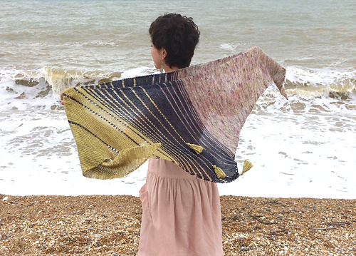Ravelry: Medina pattern by Linda Lencovic