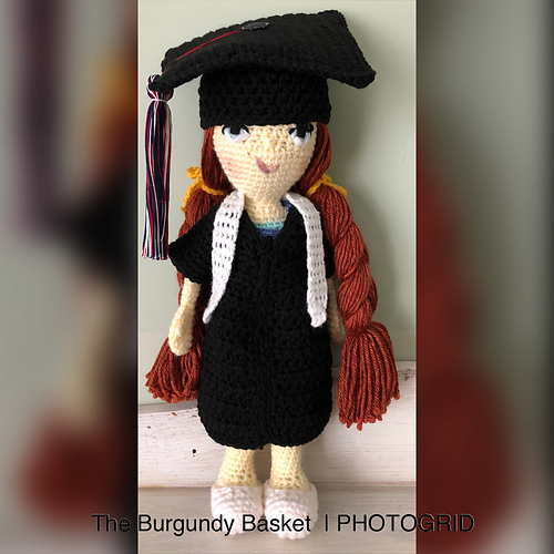 Ravelry: Doll Graduation Cap and Gown pattern by Kristi Bergin-Smith