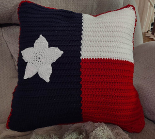 Ravelry: Texas Flag Throw Pillow pattern by Kimberley Coughlin