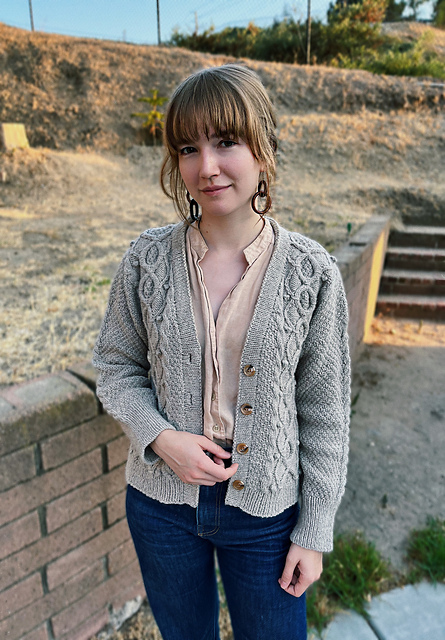 Ravelry: Bread Basket Cardigan pattern by Indigo Knits